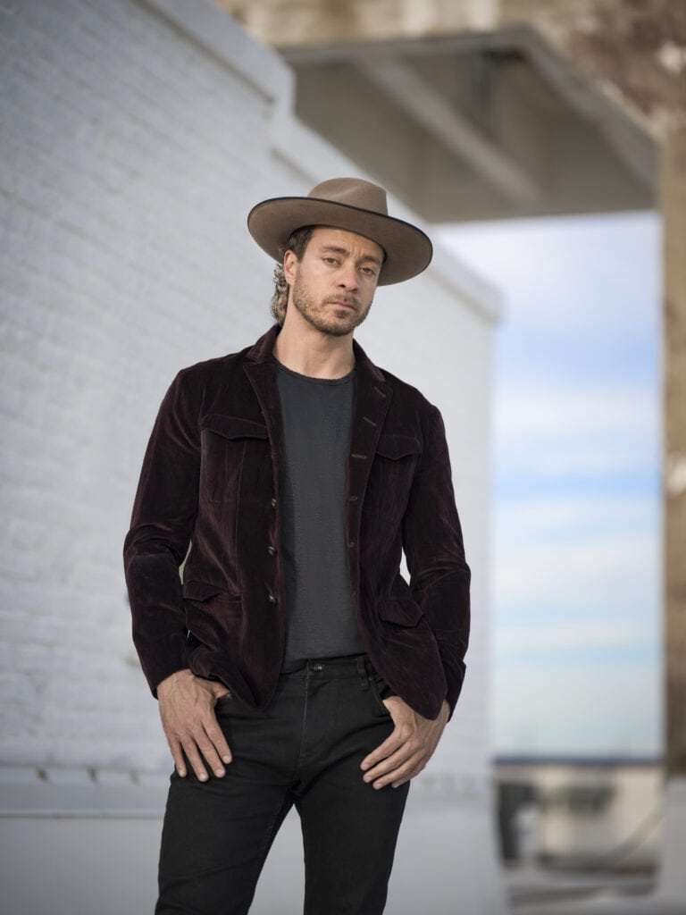 Amos Lee | Garde Arts Center